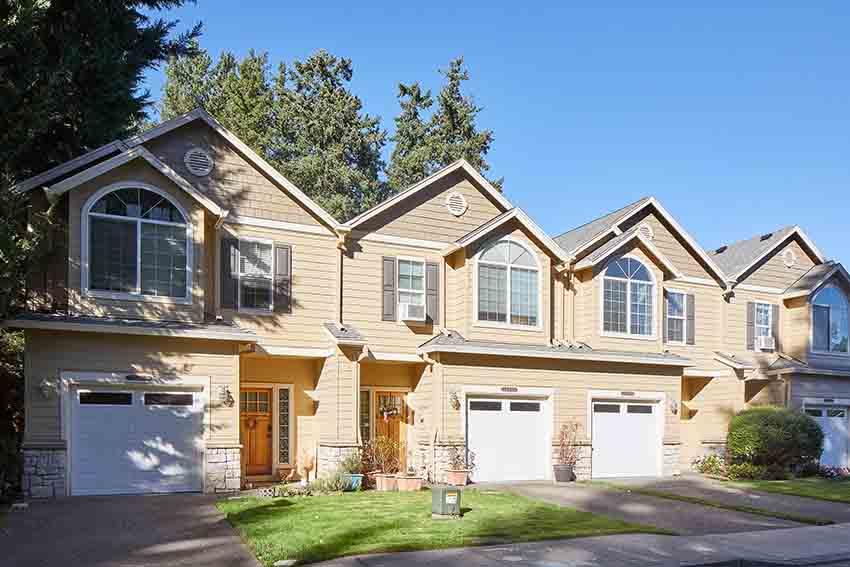 Eagle Ridge Townhomes - Charter Construction